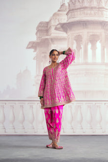 Qawee – HeenaKochhar India